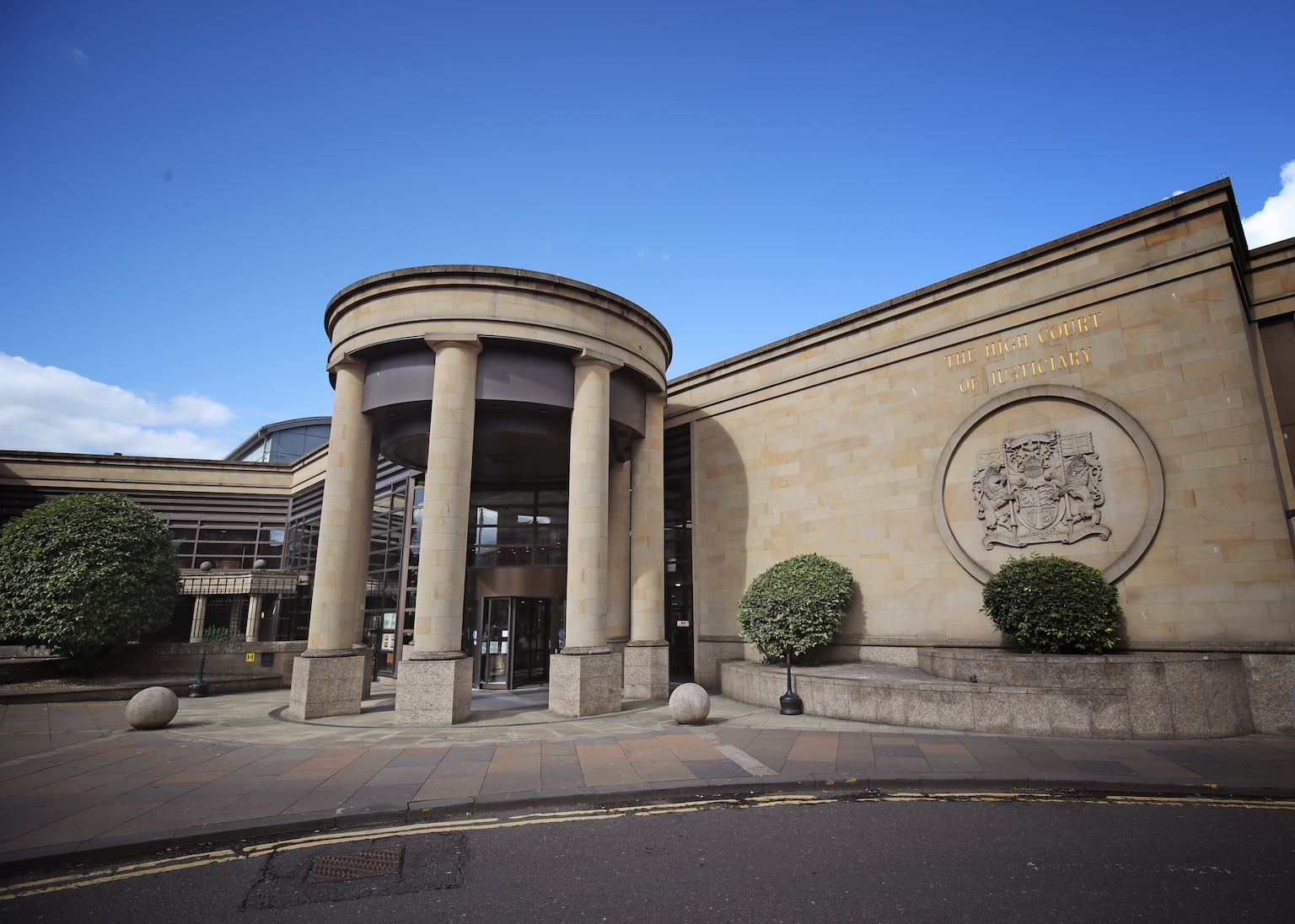 Sentence deferred on man who set fire to prison staff cars