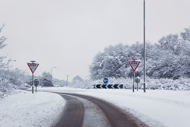 Met Office daily weather: A cold start to the week as wintry weather ...