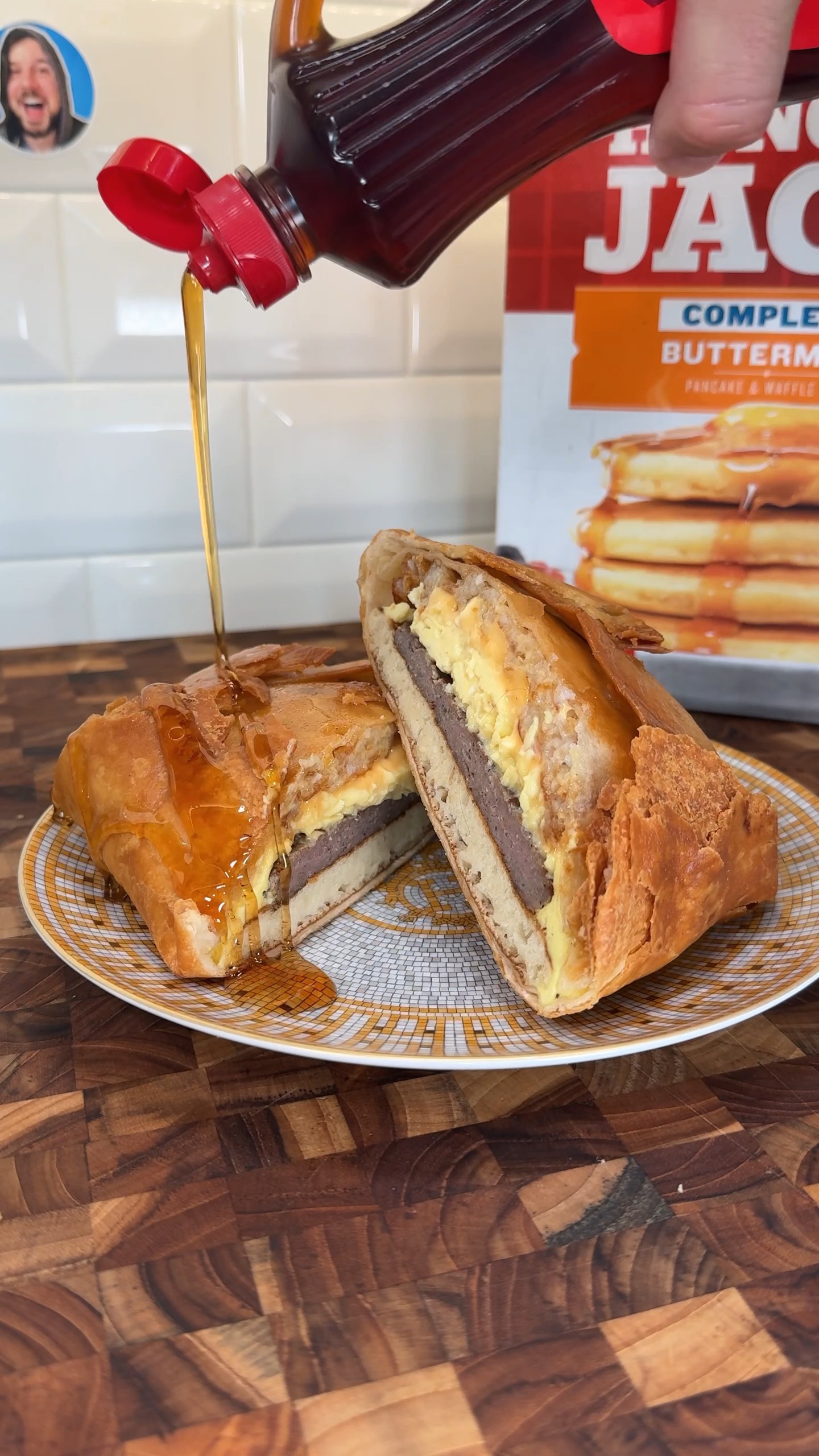 Breakfast crunchwrap