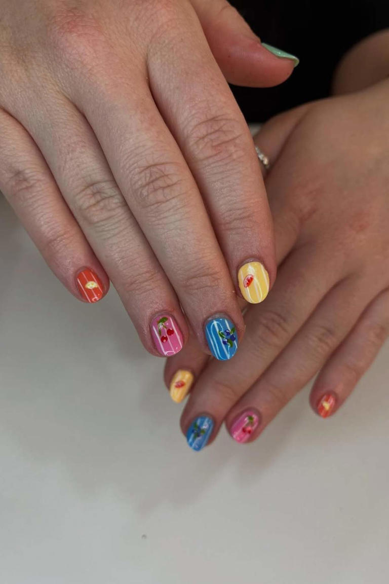 40 stripe nail ideas perfect for everyday wear