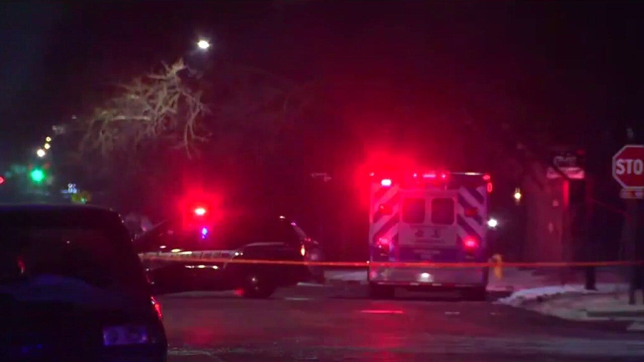 Police surround Ypsilanti home on Cross Street