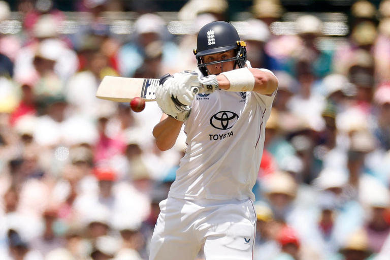 How Jamie Smith’s 'dumb' dismissal epitomises England’s Ashes failure