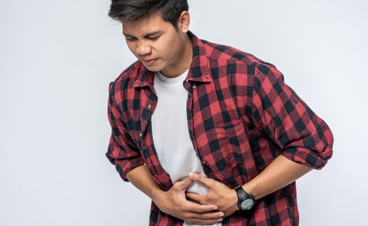 5 symptoms of poor gut health: Signs you must watch out for
