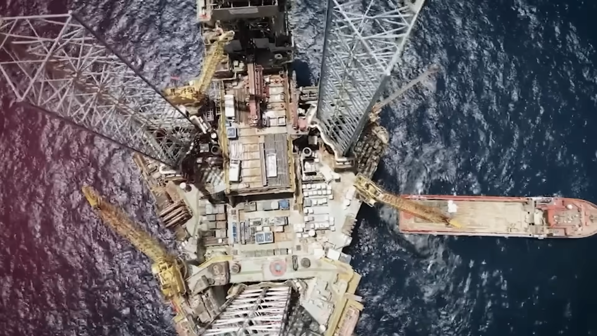What really happened when that oil rig collapsed in the storm