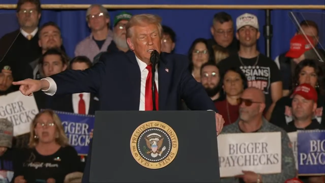 'If they don't go to jail, he's toast!': Trump gets caught up in a ...