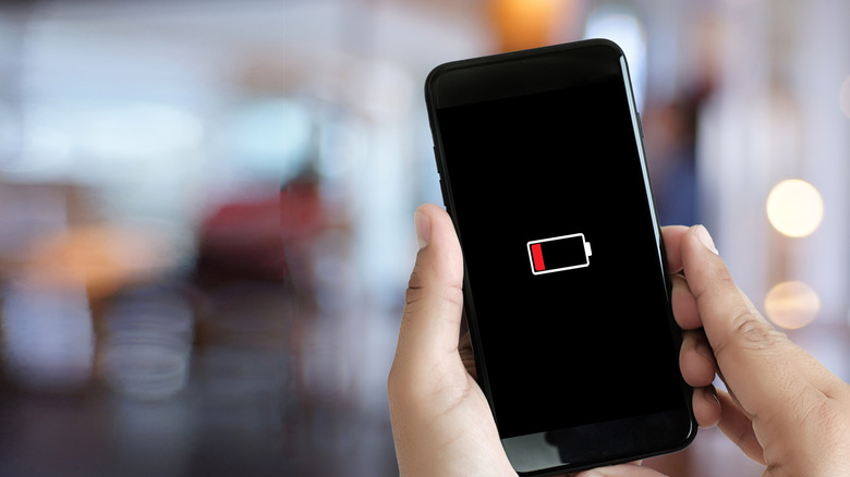 This app predicts when your phone's battery will probably die