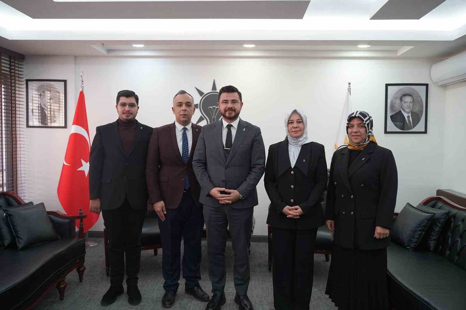 İl Başkanı Okandan: "AK Parti, siyaseti kapalı salonlardan değil ...