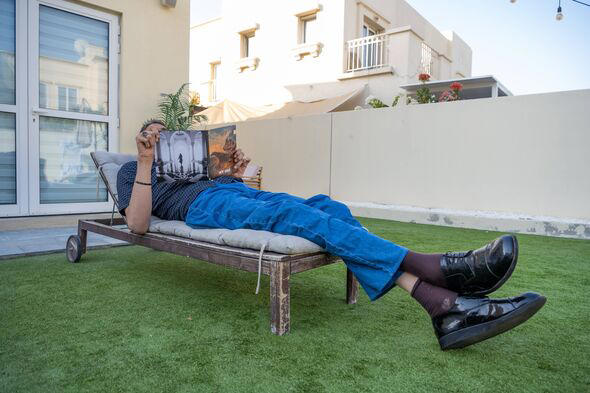 World's tallest man at 8ft 2in can only travel in vans and sleeps in ...