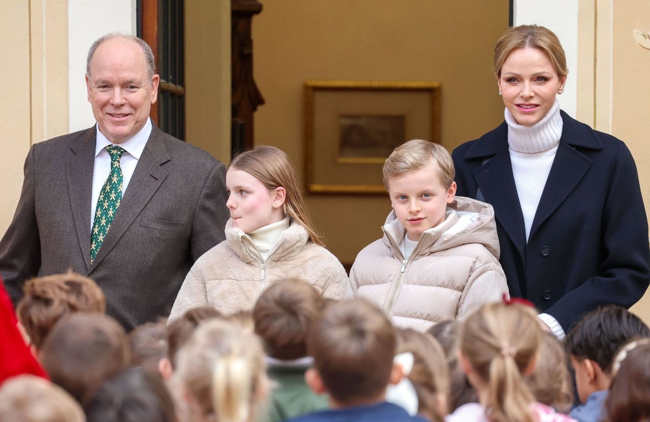 Albert et Charlène de Monaco : une nouvelle photo officielle dévoilée ...