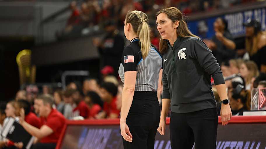 Robyn Fralick Earns Landmark After Spartans Beat Illini
