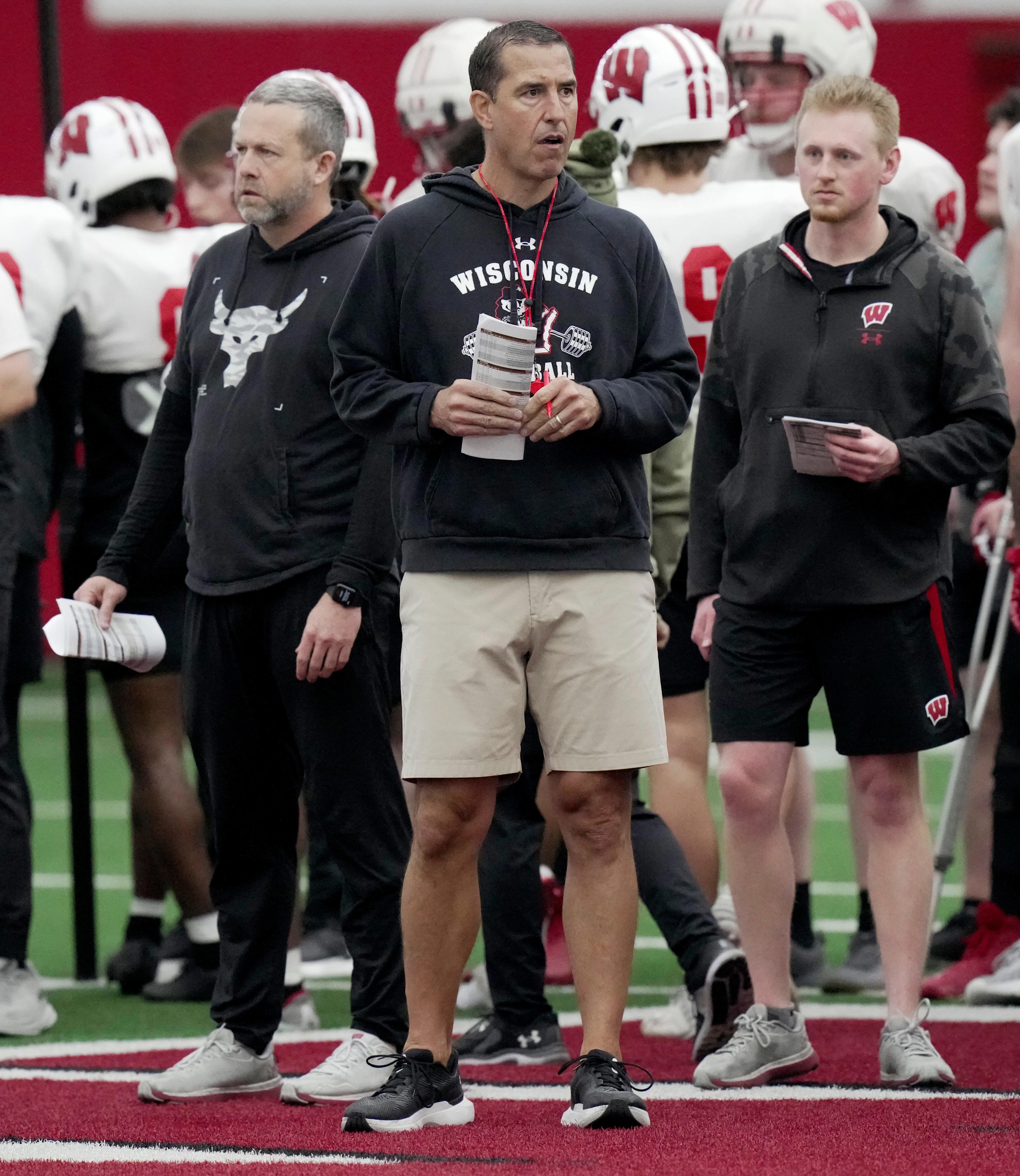 Ex-Kansas linebacker Jon Jon Kamara commits to Wisconsin despite depth ...