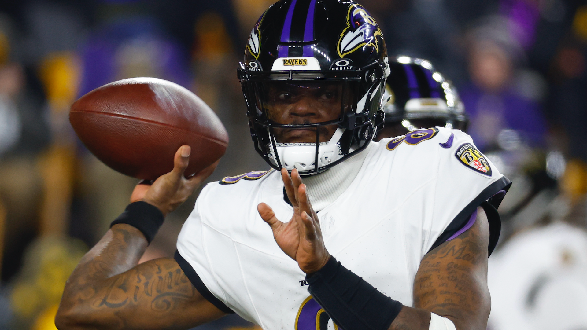 'Stunned' Lamar Jackson not ready to talk Ravens' future, skips John ...