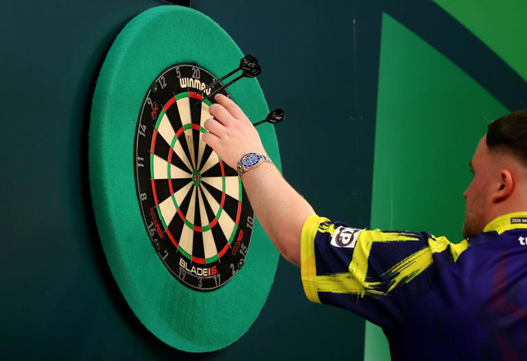 Luke Littler won the darts championship wearing a £16k Rolex Submariner ...