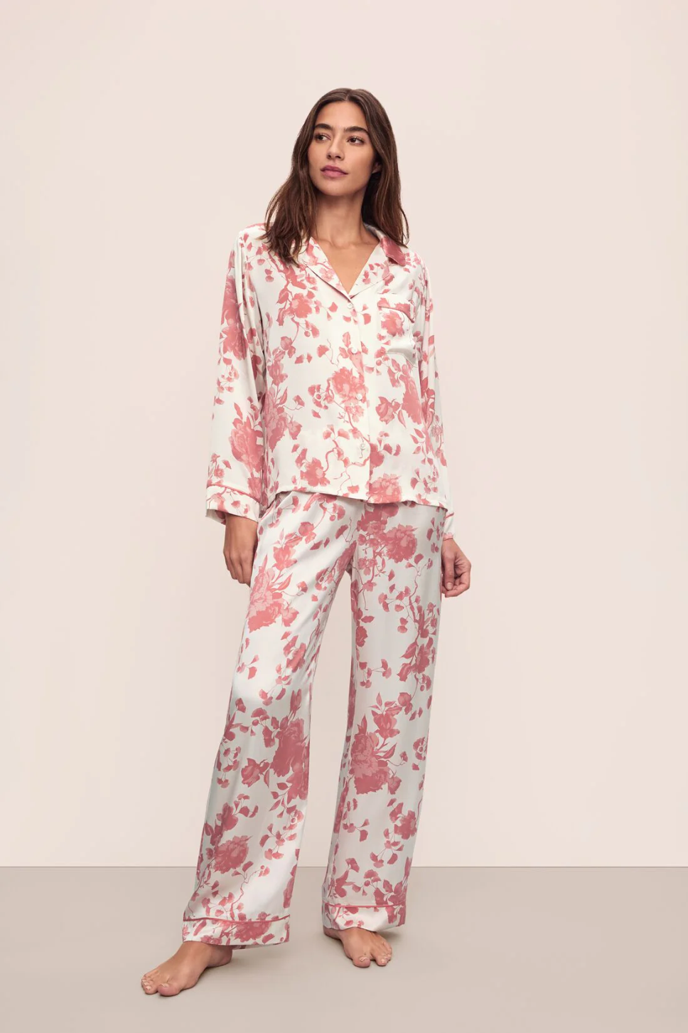 Women everywhere will fall in love with these Valentine’s Day pajamas
