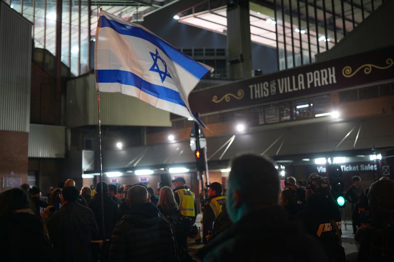 Secret minutes tell how Home Secretary 'tipped off' on Israel fan ban ...