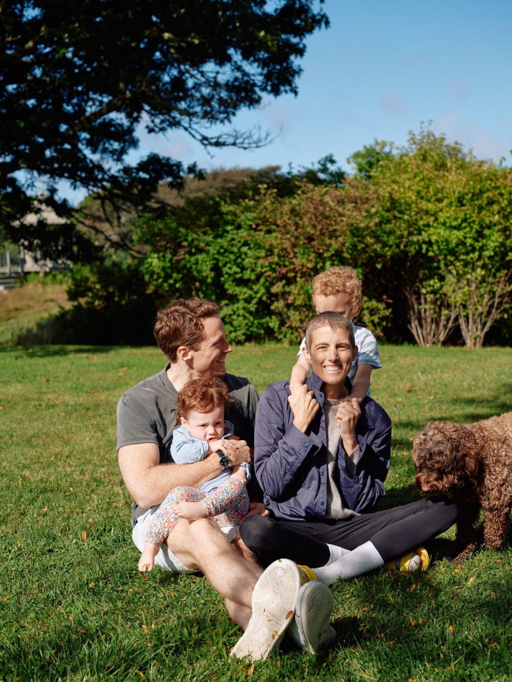 Tatiana Schlossberg beams in sweet photo with children and husband ...