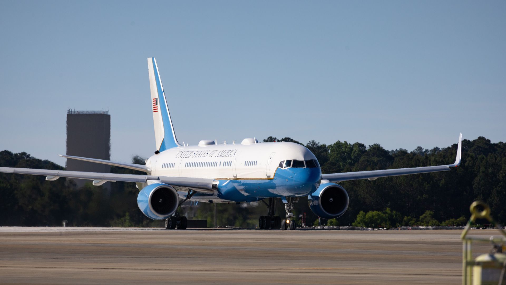 Guantanamo Bay to New York: Maduro transferred on FBI-operated Boeing 757