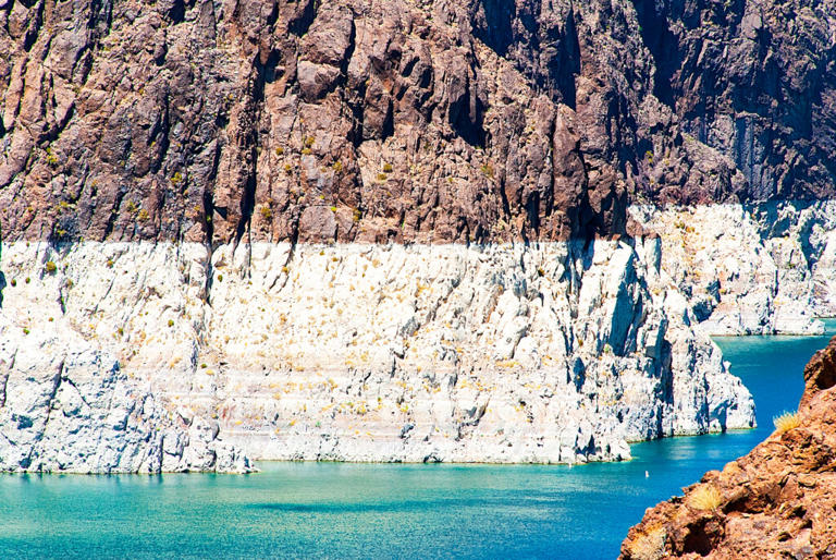 Lake Mead reaches historically low water levels, experts plead for ...