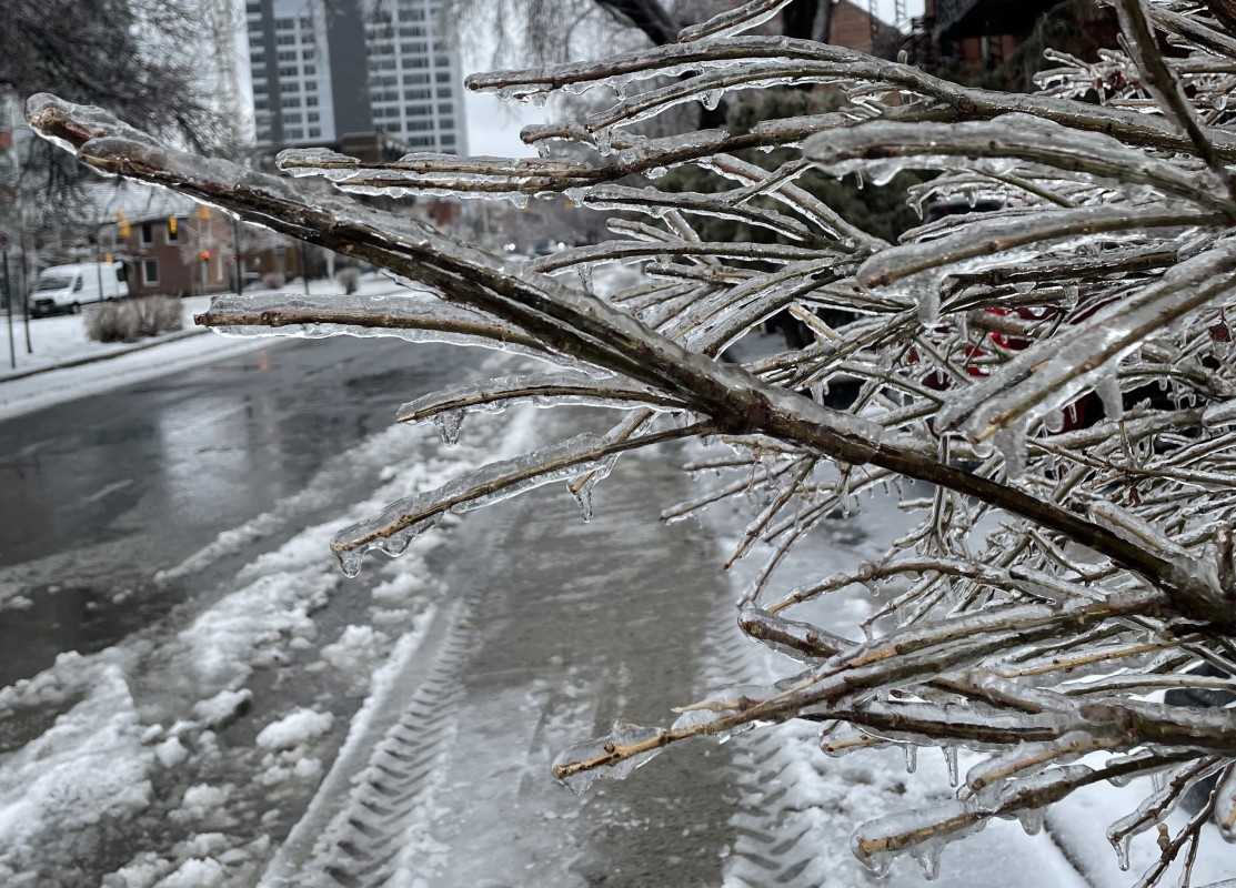 Freezing rain could prompt ice storm warning later Monday in Minnesota ...