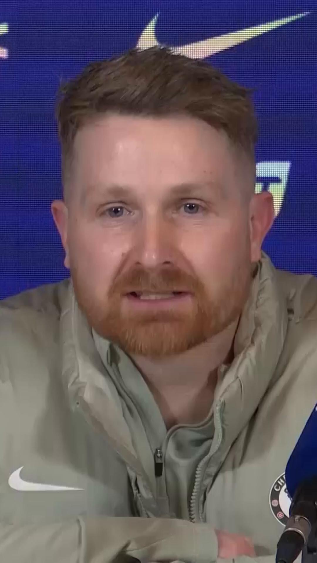 Vertical soccer Chelsea presser