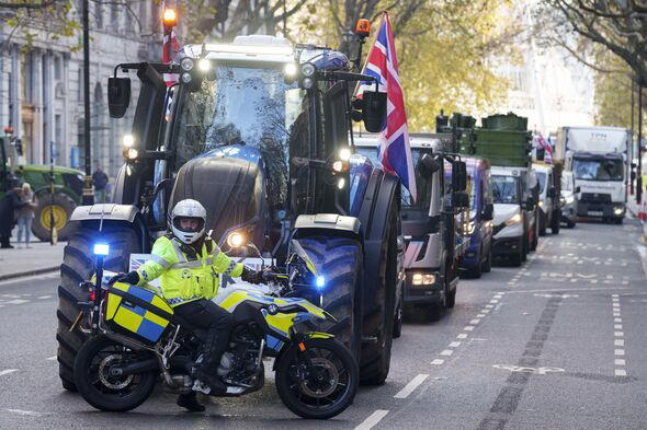 'Where's Reeves?' Top Tory condemns Chancellor's absence during farmers ...