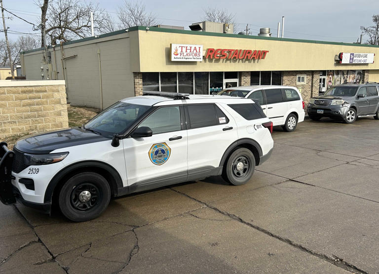 Attempted robbery prompts multiple Des Moines schools to enter 'secure ...