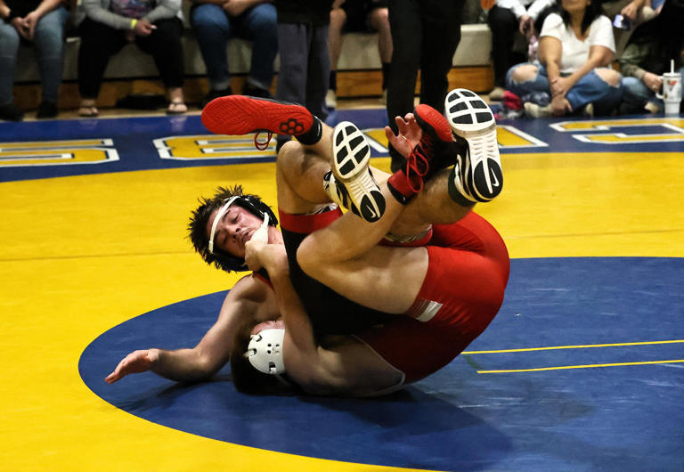 Fan vote: Who is the Record Searchlight's midseason boys wrestler of ...