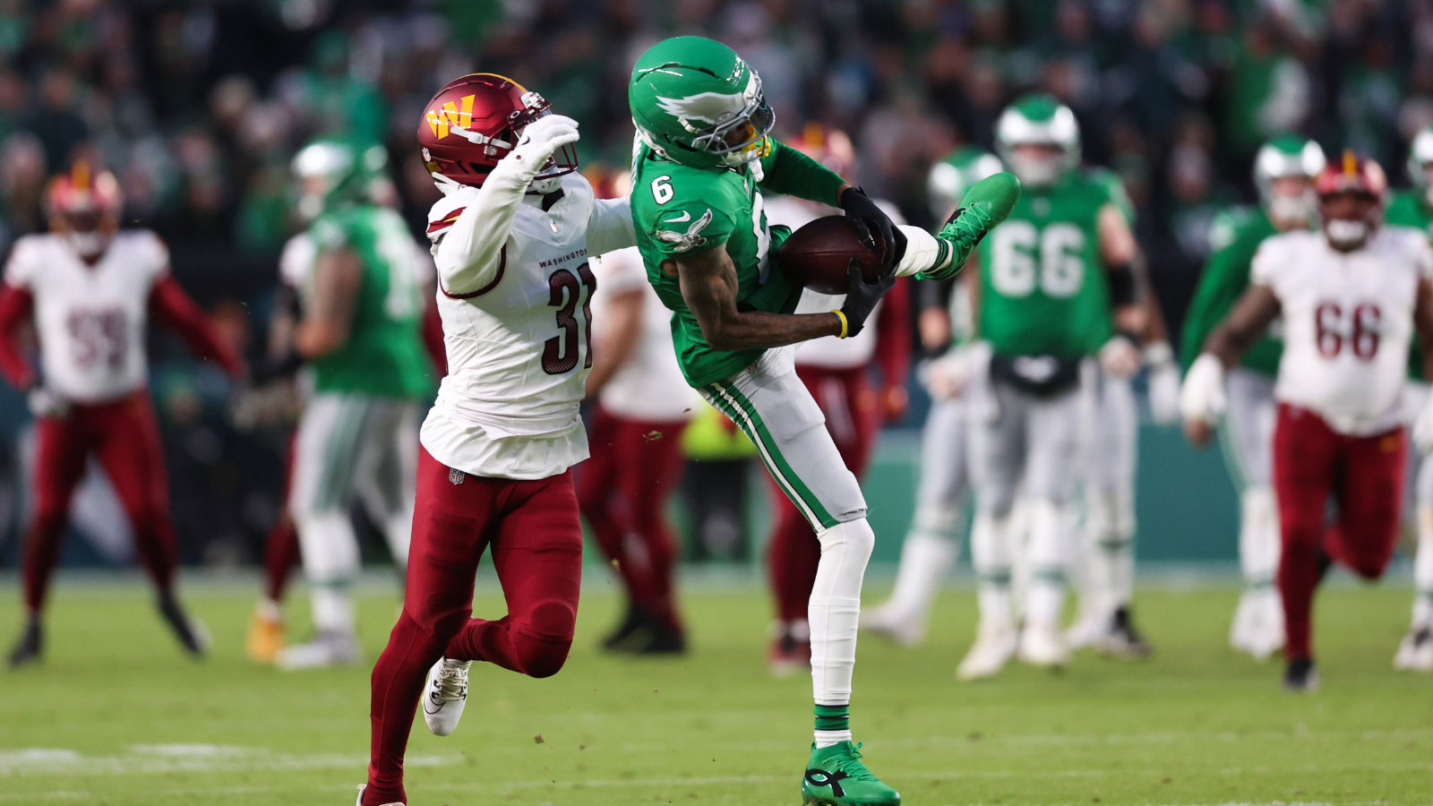 Eagles’ DeVonta Smith was told to 'get the hell out' of Week 18 after ...
