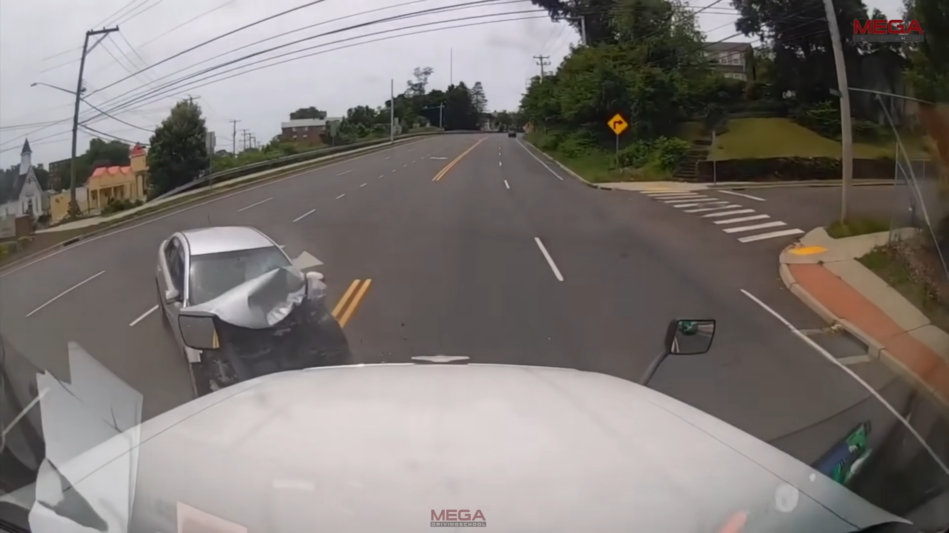 Critical error behind the track and car collision