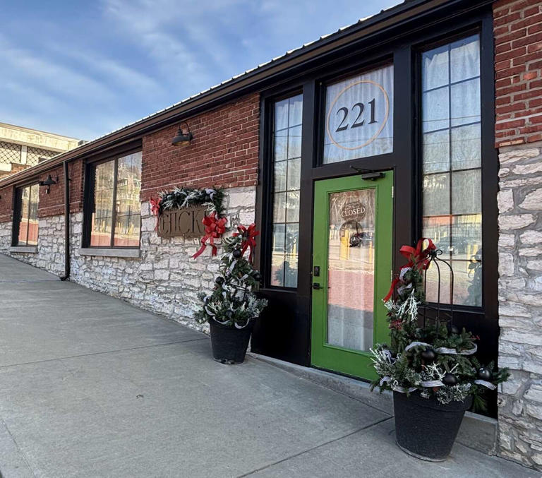 Local flea market 3 Charming Chicks to close in May after 13 years