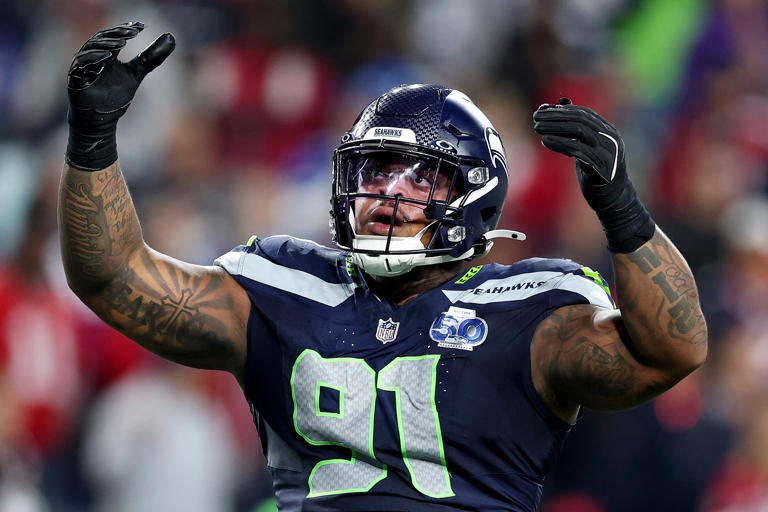 Seahawks DT Byron Murphy trashes 49ers star on social media after NFC ...