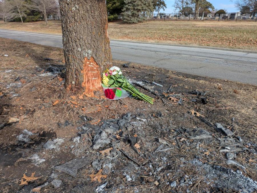 Two teens identified as victims of fiery crash in Olathe, Kansas