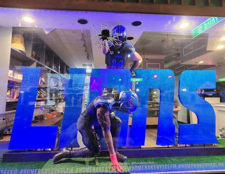 Metro Detroit bakery turns St. Brown and Gibbs’ superhero pose into cake