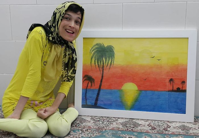 This artist defies disability by drawing with her foot, here are 30 of ...