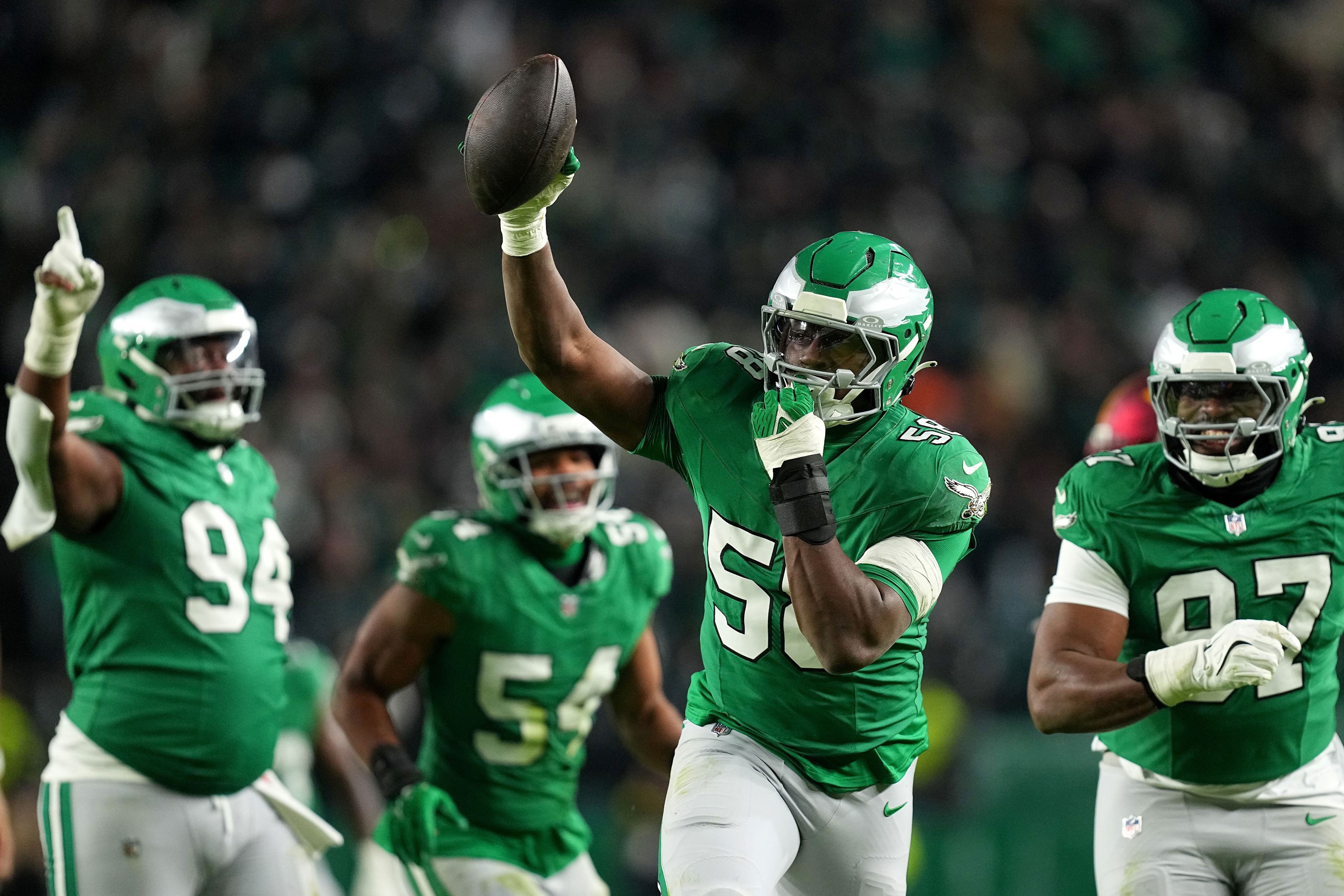 Jalyx Hunt sets new Eagles record with dominant Week 18 performance