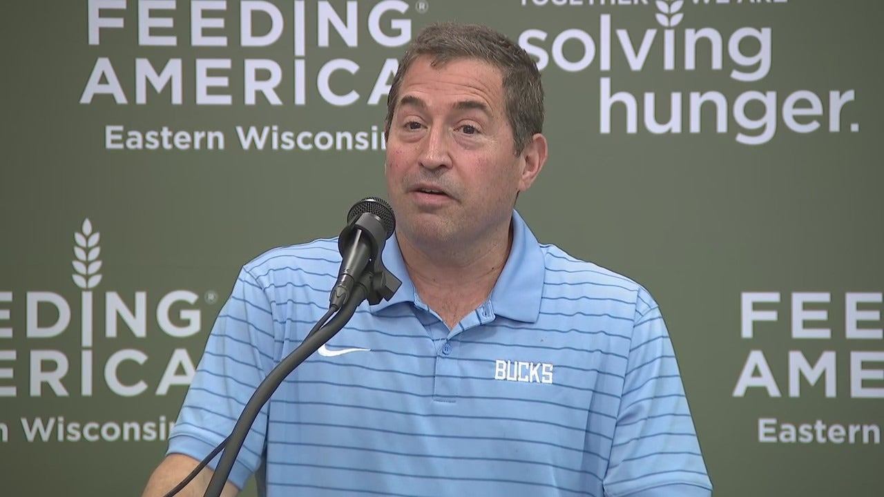 Peter Feigin stepping down as Bucks president; Josh Glessing to take over