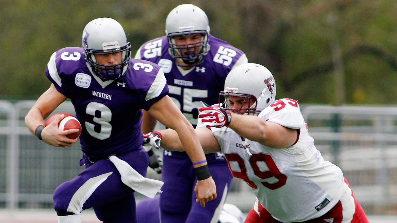Ex-quarterback Michael Faulds takes over as Western football coach
