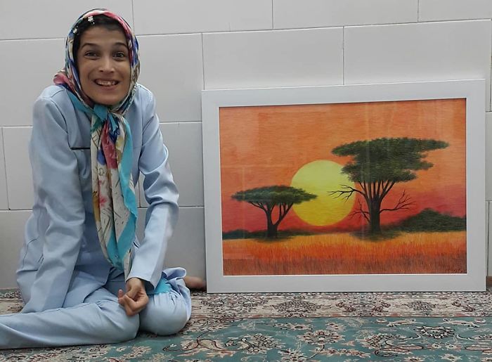 This artist defies disability by drawing with her foot, here are 30 of ...