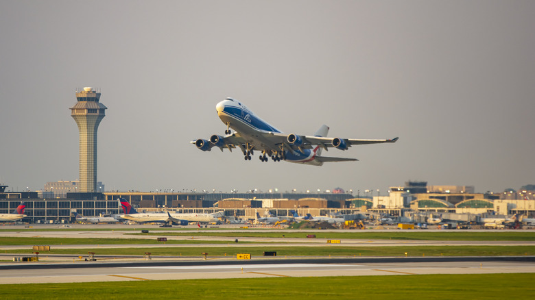 The cheapest tourist-friendly US city to fly to out of Chicago in January