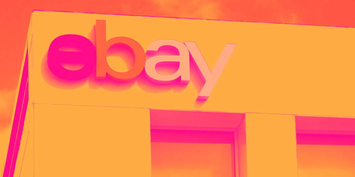 eBay (EBAY): Buy, sell, or hold post Q3 earnings?