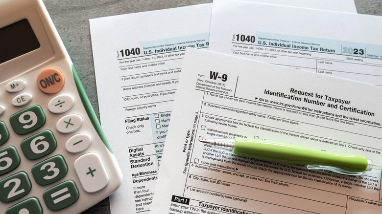 How much money each income bracket in America really pays in taxes
