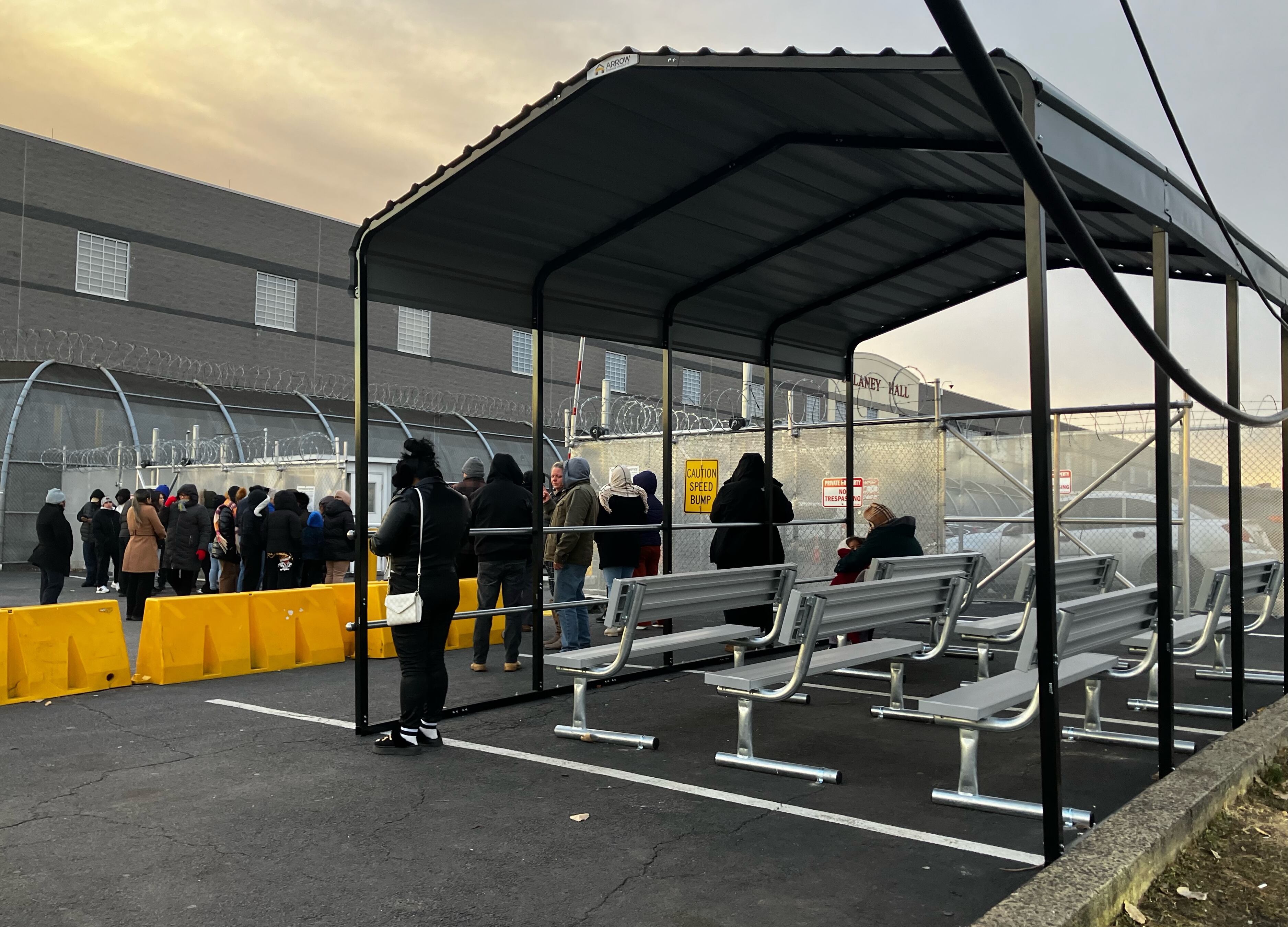 Shelter for visitors to ICE detention center in Newark criticized as ...