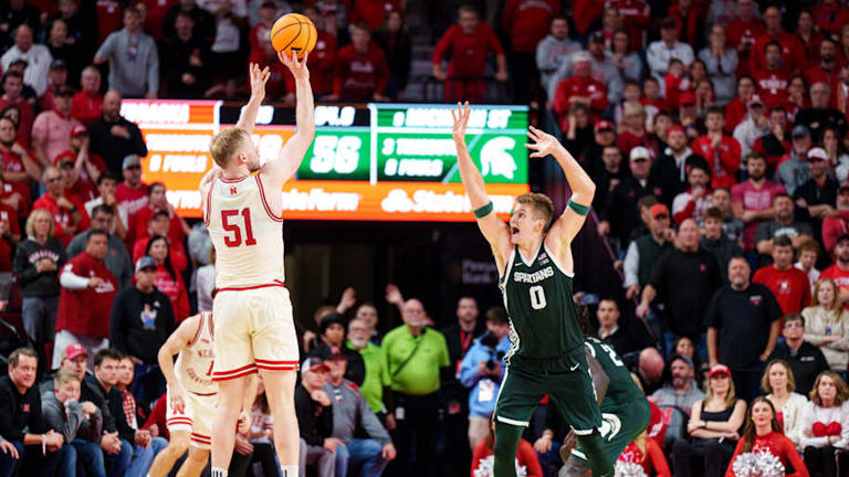 Houston Cougars climb back up in first AP poll of 2026