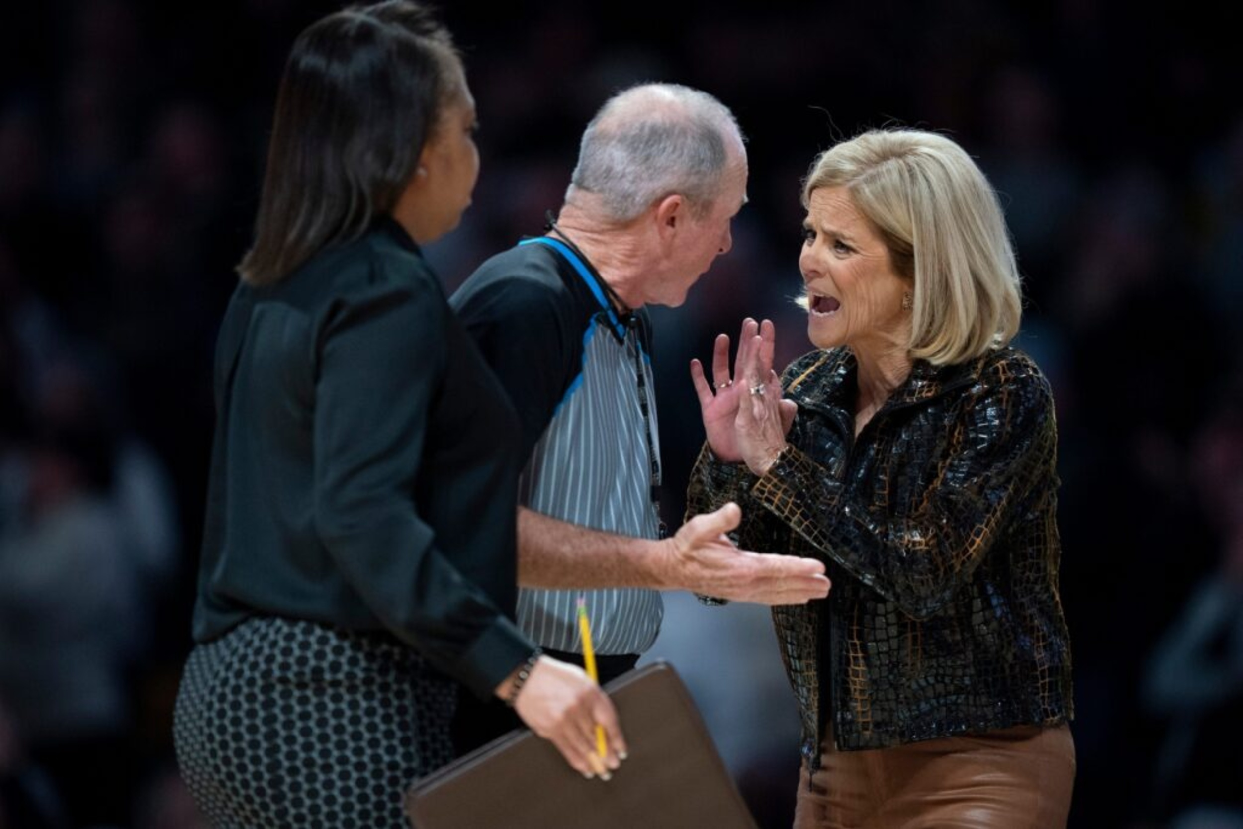 Kim Mulkey Slams Disputed Mikayla Blakes Call After Upset