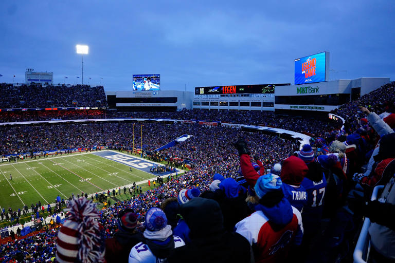 Video, photo roundup of scenes from Bills' Highmark Stadium farewell
