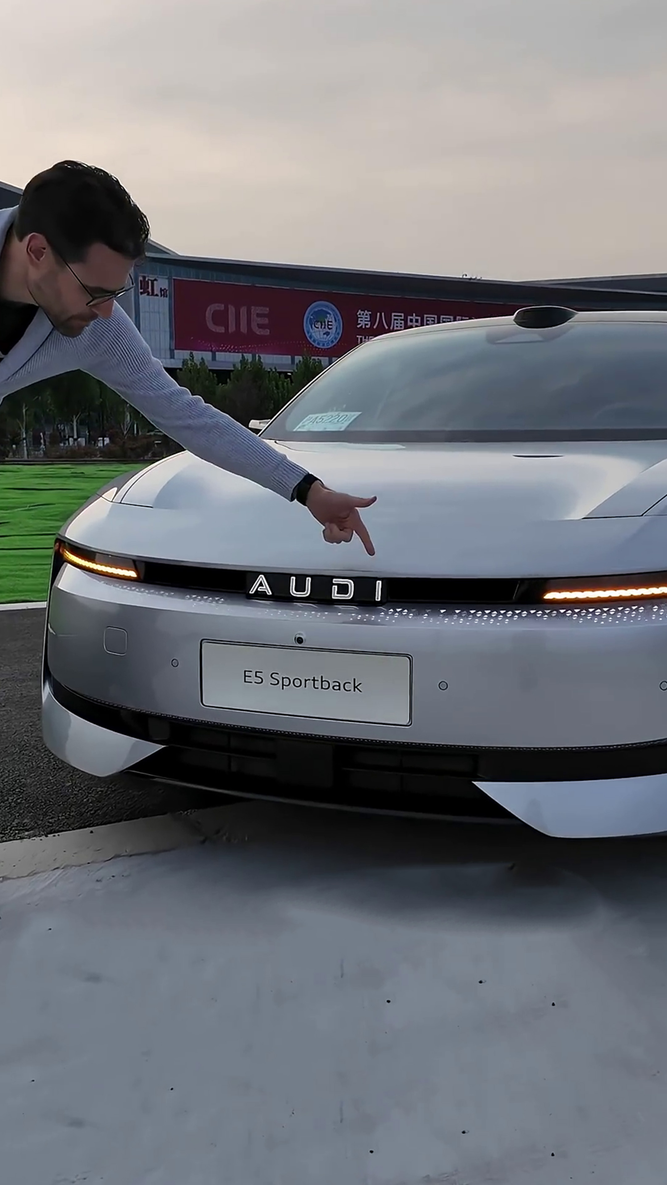 Audi breaks tradition with E5