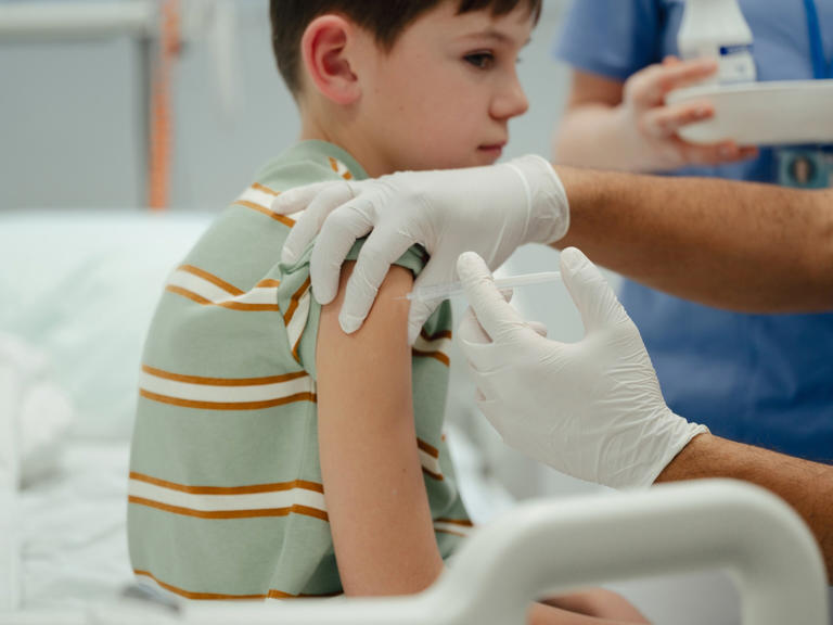 CDC changes kids' vaccine schedule, removing universal recommendation ...