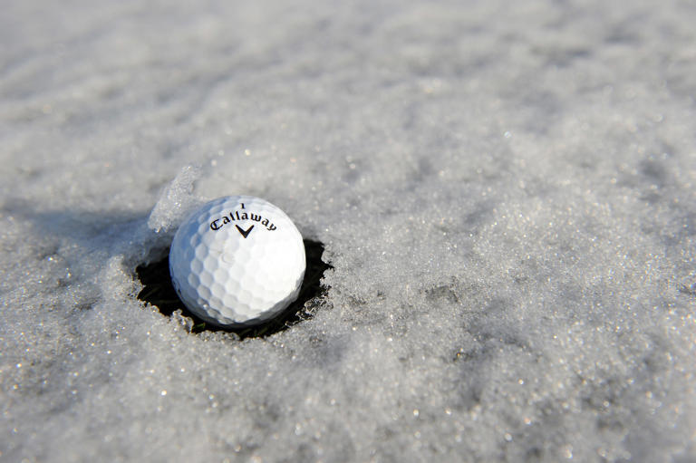 Two North Dakota golf courses damaged by vandals riding snowmobiles