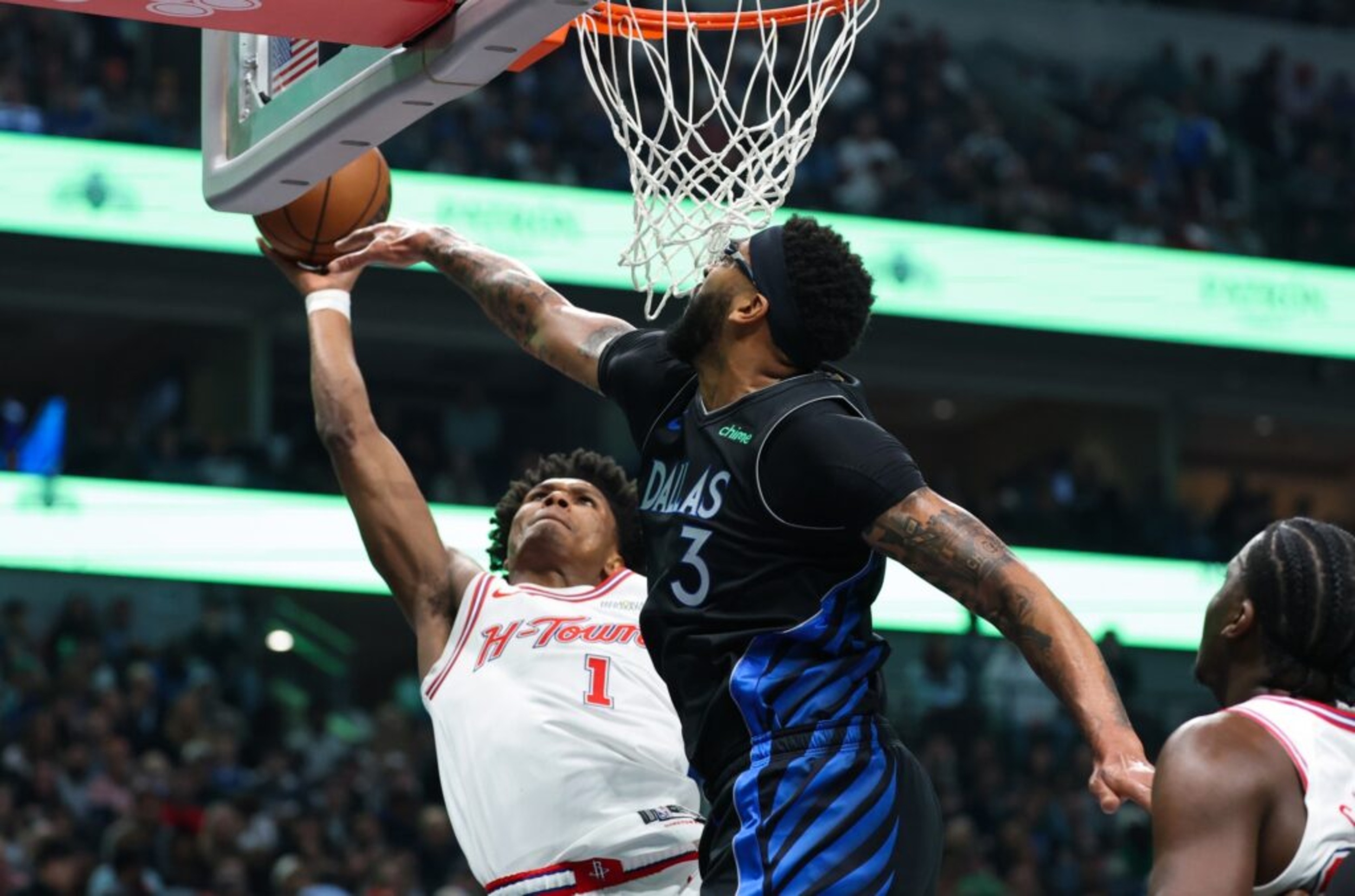 Anthony Davis trade rumors hit wall as deadline approaches