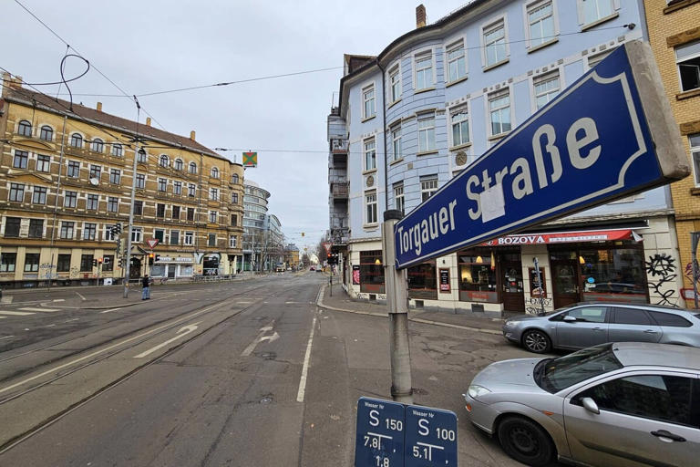 Opfer mit Messer bedroht: Polizei sucht Zeugen nach zwei Raubüberfällen ...